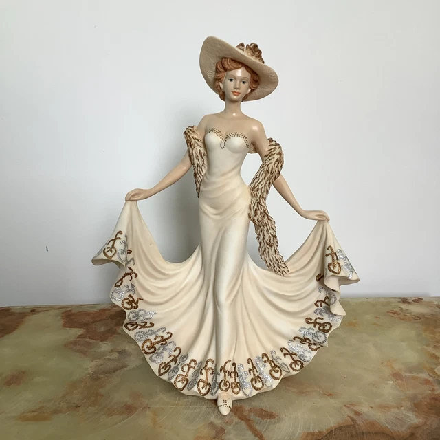 VINTAGE THE LEONARDO Collection Figurine 'Natalie' 1997 Elegant Lady ...