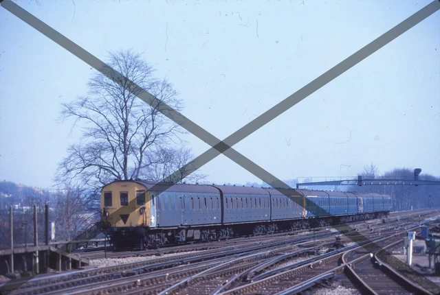 RAILWAY LOCOMOTIVE 35MM Slide – Class 205 Demu At Hook Station 1979 £1. ...