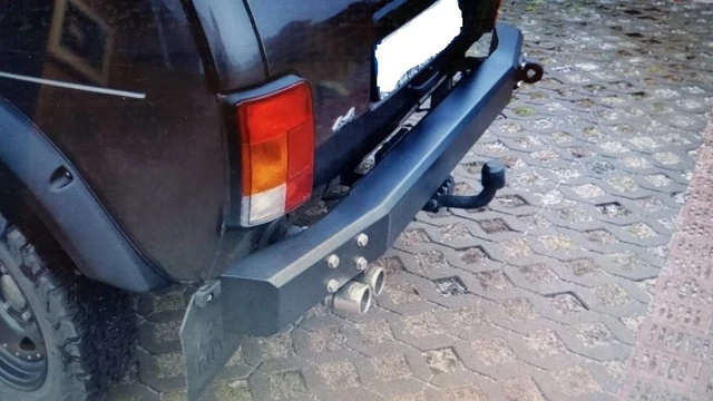 Lada Niva Stostange