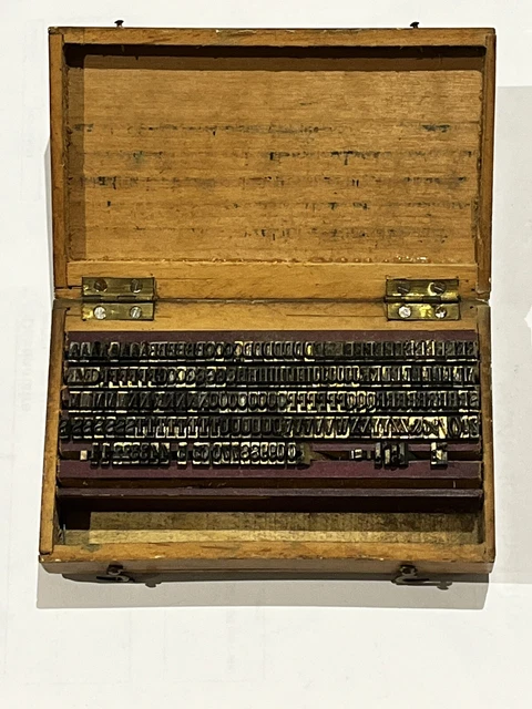 POLICE DE CARACTÈRES lettres typographie imprimerie tampons écriture ...