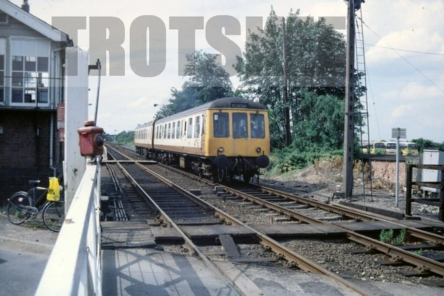 35MM SLIDE BR British Railways Diesel DMU Class 114 54004 Metheringham ...