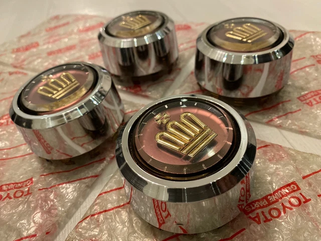 NOS GENUINE TOYOTA CROWN Super Royal Saloon wheel center caps Ornament ...