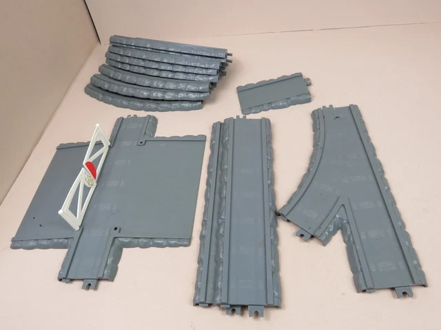 ERTL THOMAS THE Tank Engine & Friends Track Bundle Britt Allcroft 1996 ...