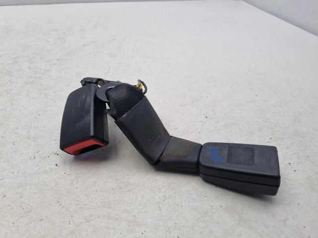 MERCEDES C-CLASS SEAT Belt Buckle Rear Centre Double 2048602669 W204 ...