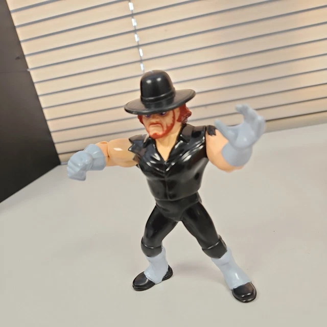 THE UNDERTAKER WWF WWE Hasbro Wrestling Figure Series 4 1991 Toy ...
