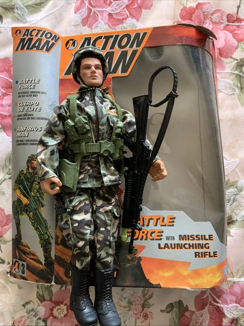 ACTION MAN BATTLE Force with launching missile, dagger, gun Hasbro 1993 ...