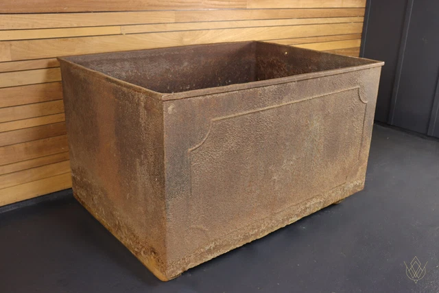 LARGE 19TH CENTURY Cast Iron Water Trough - WM10535 £1,250.00 - PicClick UK