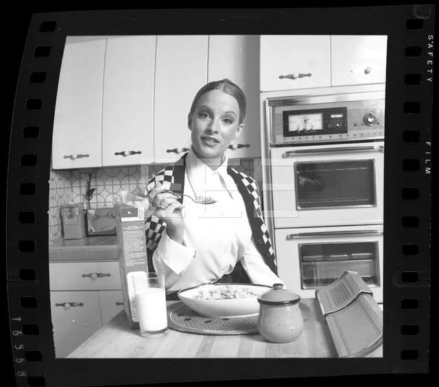 '78 CLAUDIA JENNINGS Playboy Playmate Model Harry Langdon Negative w/rights 320S EUR 9,35 ...