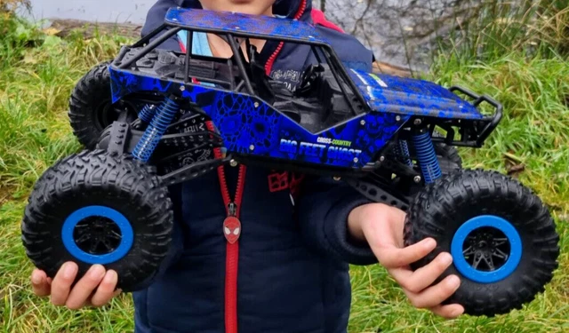 GIANT LARGE 2.4GHZ Off Road 1/10 4wd Rock Crawler Radio Remote Control ...