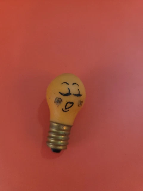 VINTAGE 1980S NOVELTY Lightbulb With Face Eraser Rubber Gomme £8.64 ...