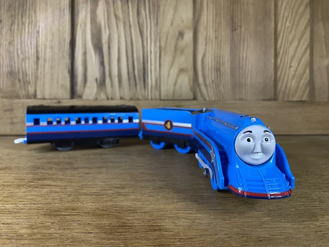 TOMY TRACKMASTER THOMAS the tank engine train shooting star gordon £38. ...