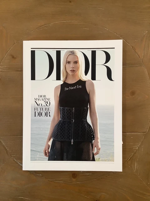DIOR MAGAZINE NO.39 “Future Dior” Autumn 2022 Book Catalogue £28.42 ...