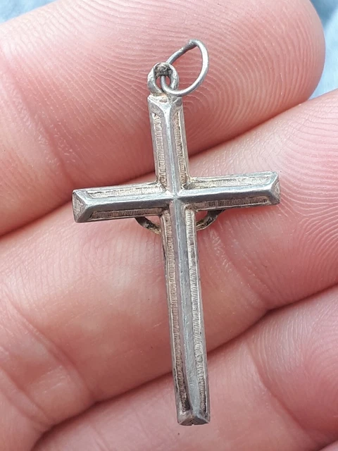 CRUCIFIX CROIX ARGENT Jesus Christ Silver Cross. 0,6g. 1,8x3cm. EUR 10 ...
