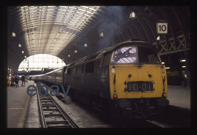 ORIGINAL 35MM SLIDE - Class 52 D1001 'Western Pathfinder' at Paddington ...