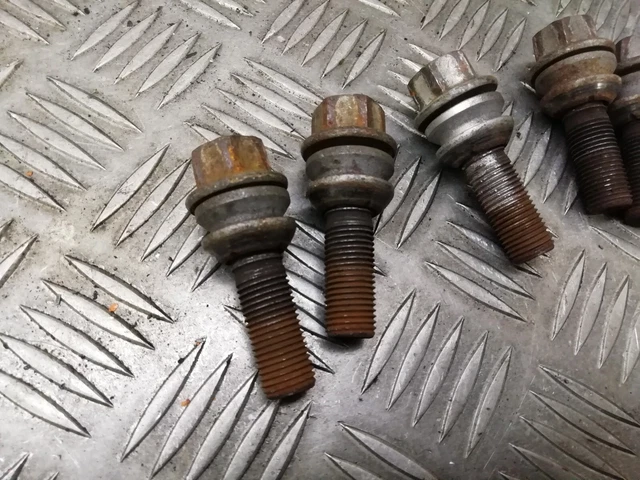 VW TRANSPORTER T5 Wheel Bolts WHT002529 £9.00 - PicClick UK