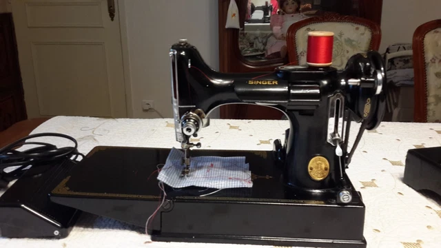 MACHINE À COUDRE Singer 110 /220 volts ref : 221k1 EUR 350,00 - PicClick FR