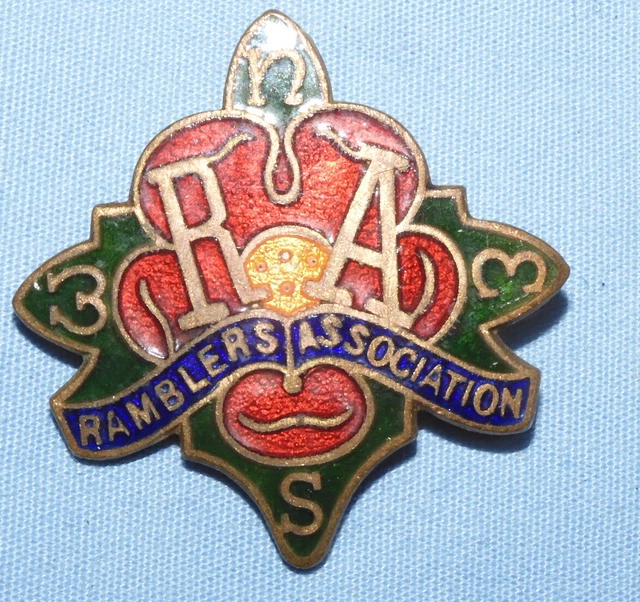 VINTAGE RAMBLERS ASSOCIATION PIN BADGE 1930's 1950's WALKING RAMBLING £ ...