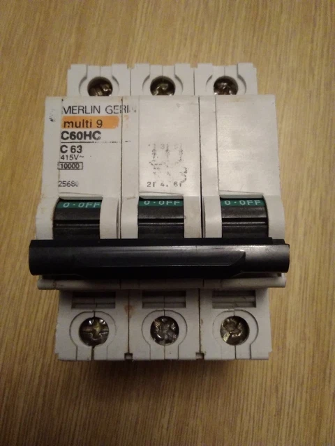 MERLIN GERIN MULTI 9 MCB 63Amp Triple Pole 3 Phase Breaker Type C C60HC 25680 EUR 24,01 ...