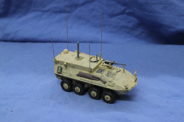 1:72 MODELL PANZER Light Armored Command Vehicle LAV-C gebaut - bemalt ...