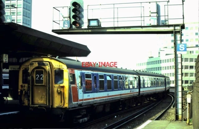 PHOTO CLASS 411/5 (4Cep) No 1586 At London Bridge Taken 30/03/91 £1.75 ...
