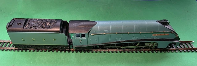 HORNBY DUBLO 3-RAIL LNER A4 Class "Sir Nigel Gresley" loco & tender ...