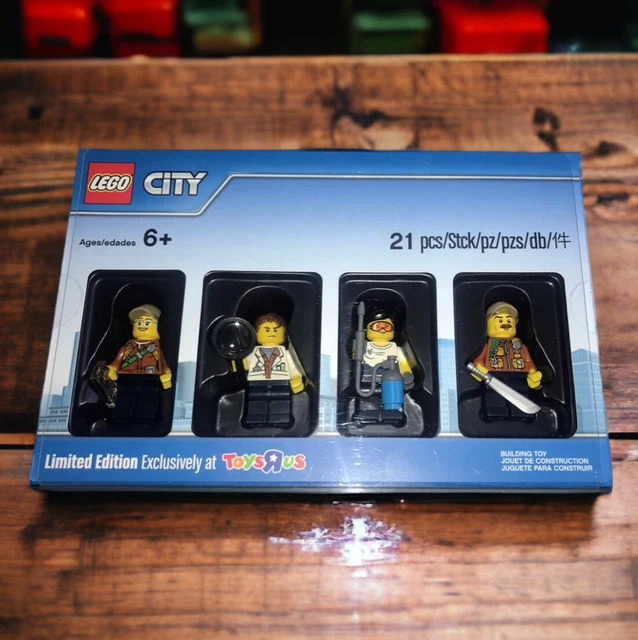 LEGO CITY: CITY Minifigure Collection (5004940) Toysrus £11.99 ...