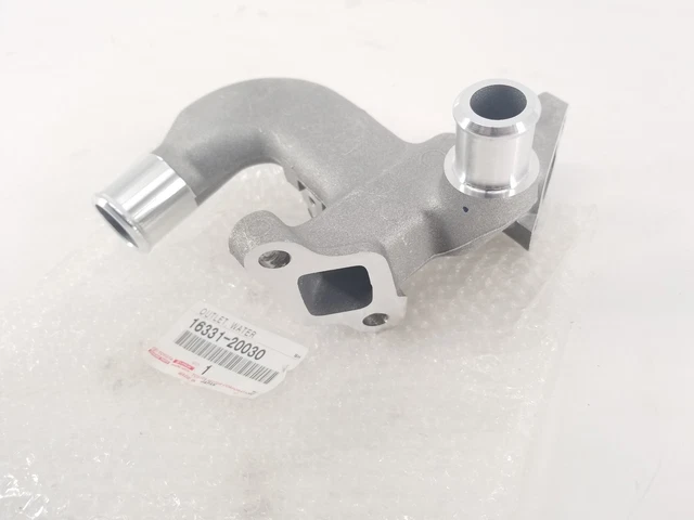 GENUINE OEM TOYOTA Lexus 16331-20030 Coolant Outlet Highlander RX300 ...