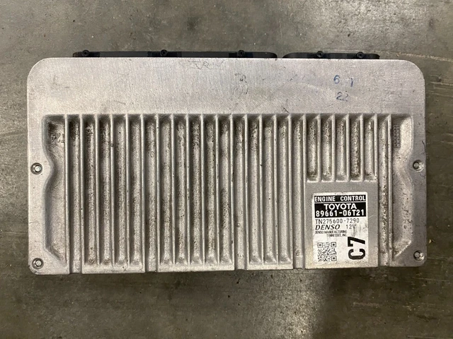 2015 TOYOTA CAMRY Computer Brain Engine Control ECU ECM EBX Module ...