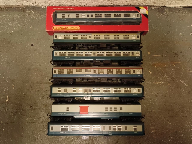 HORNBY OO GAUGE BR Blue and Gray MK2 Coaches X7 £43.00 - PicClick UK