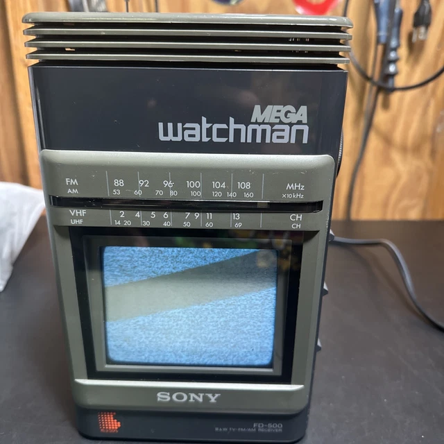 SONY MEGA WATCHMAN FD-500 Black & White Portable TV FM/AM Radio 1989 ...