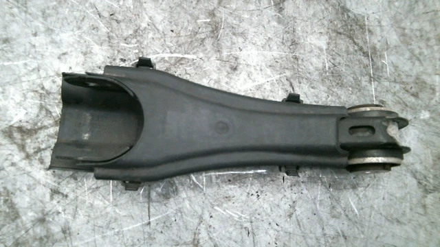 BRAS DE COMMANDE Transporteur Arrière A2463500053 Mercedes-Benz B 180 ...