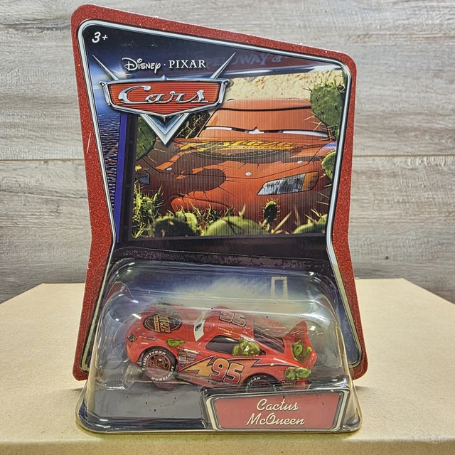 DISNEY PIXAR CARS Cactus Lightning McQueen 1:55 Scale Model Car Mattel ...