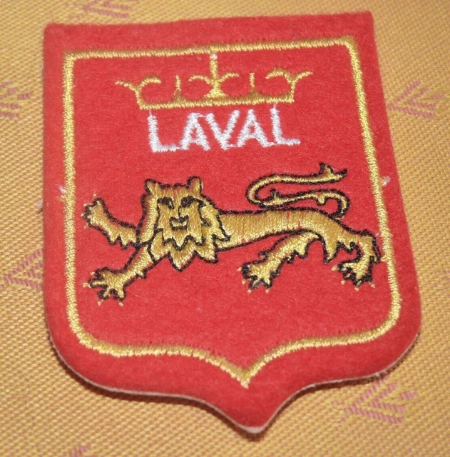 ANCIEN ÉCUSSON THERMOCOLLANT feutre brodé blason de Laval neuf Vintage patch EUR 5,00 - PicClick FR