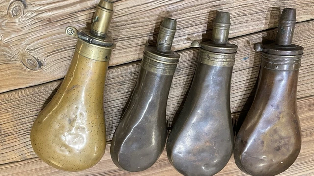RARE COLLECTION FOUR 18th Century Flint Lock Powder Flasks Plain No ...
