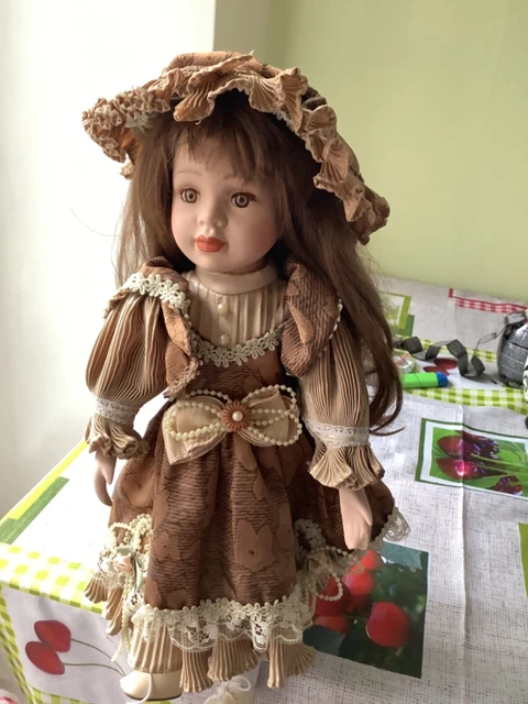 GENUINE WINDSOR COLLECTION porcelain doll 15” with stand vgc £20.00 ...