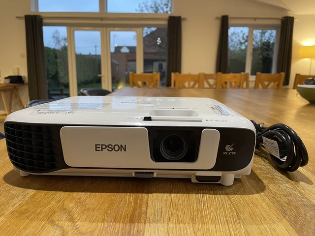 EPSON EB-S41 3,300 Lumens Home Cinema Projector HDMI SVGA Used Portable ...