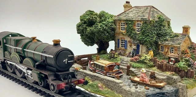 HO SCALE GAUGE Diorama Country Village Canal Lock Model Railway Layout ...