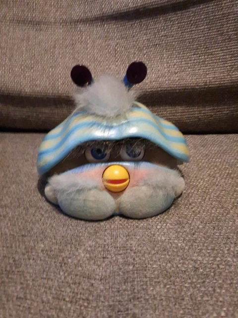 VINTAGE 2001 HASBRO Tiger Electronics Furby Shelby Clam Blue Moon ...