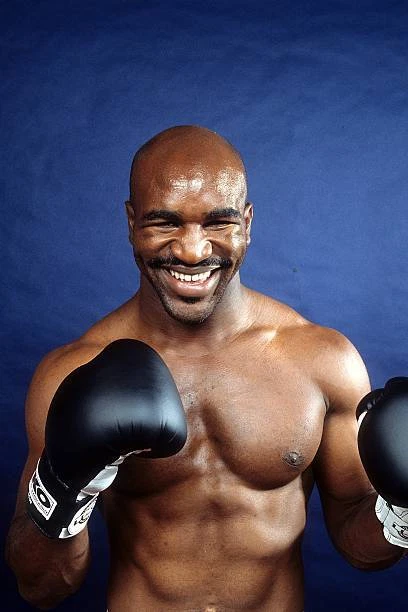 EVANDER HOLYFIELD POSES For A Potrait BOXER BOXING OLD PHOTO 1 EUR 6,23 ...