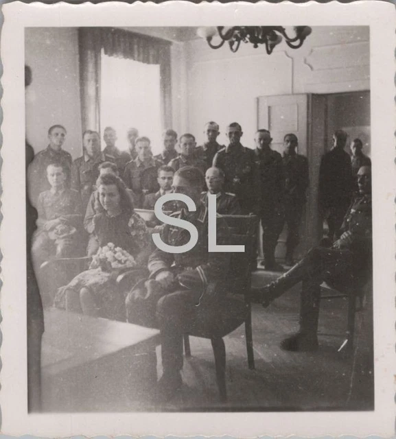 FOTO, 2. PANZER-ARMEE, Kriegstrauung, Gnesen, Polen, 1944 (MBF-44) EUR ...