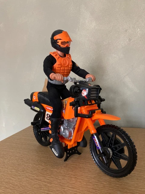 ACTION MAN EXTREME Biker Figure with off road Motorcycle Hasbro 1997 £ ...
