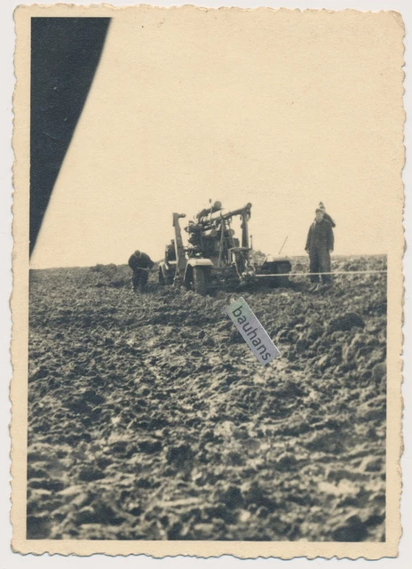 FOTO LUFTWAFFE 8,8-cm-Flak wird aus Schlamm gezogen 2.WK (6065a) EUR 5 ...