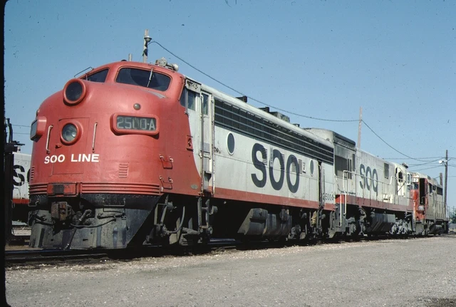 SOO LINE EMD F7 Kodachrome original Kodak Slide EUR 2,98 - PicClick FR