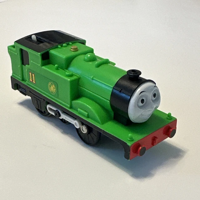 OLIVER 11 THOMAS Motorised Train Engine Trackmaster Track Combine Post ...