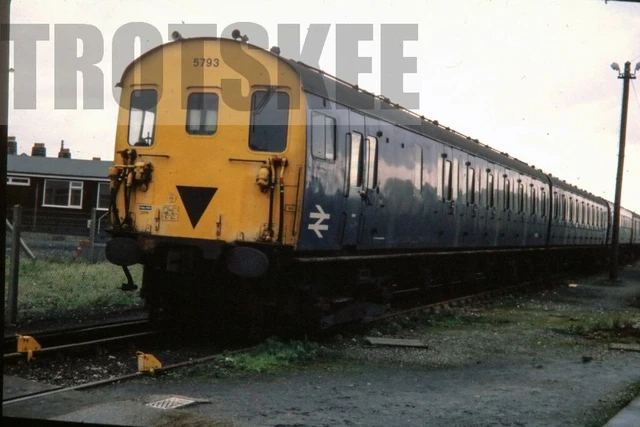 35MM SLIDE BR British Railways Electric EMU Class 416 5693 c1980 ...