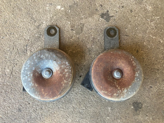 TOYOTA JZX100 JZX110 MARK2 CHASER JZS171 CROWN 1JZGTE genuine horn pair ...