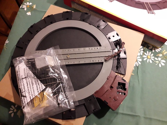 PIATTAFORMA GIREVOLE HORNBY Sc. H0 Motorizzata Nuova (Mod R070) EUR 100 ...