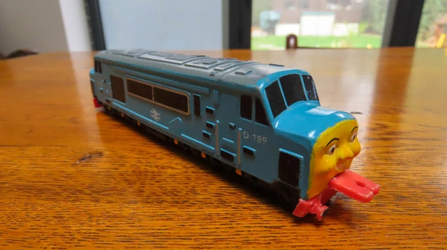 THOMAS THE TANK Engine ERTL Diecast Train D199 National Rail Loco 1995 ...