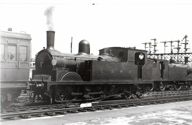 RAIL PHOTO SR LSWR 044t 8 Clapham Junction station London LBSC SECR £2. ...