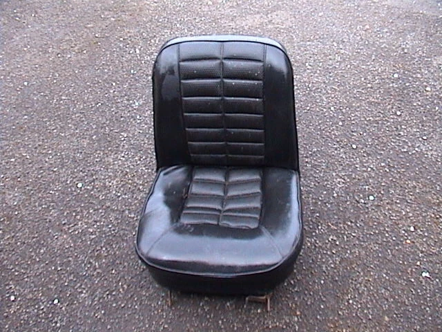 CLASSIC MINI SEAT in black from a 1275GT mini £49.00 - PicClick UK